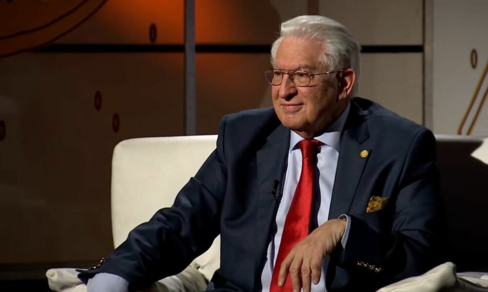 Sănătos și la o vârstă înaintata. Dr. Alexandru Vlad Ciurea a dezvăluit ...