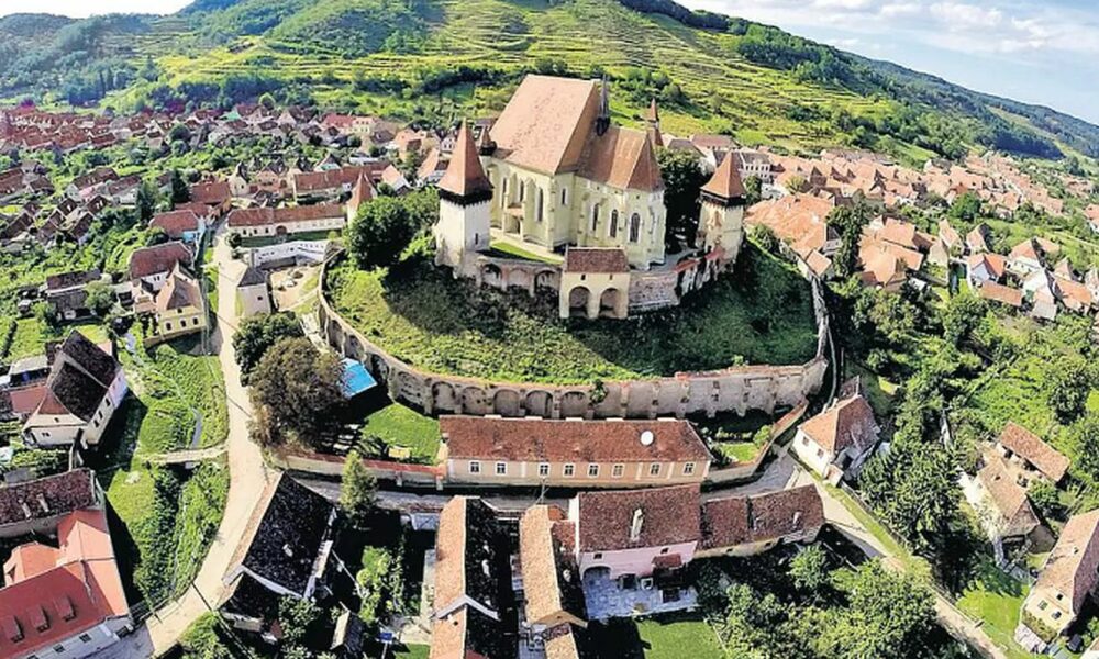 Închisoarea îndrăgostiților, unică în România. Aici s-a făcut cea mai ...