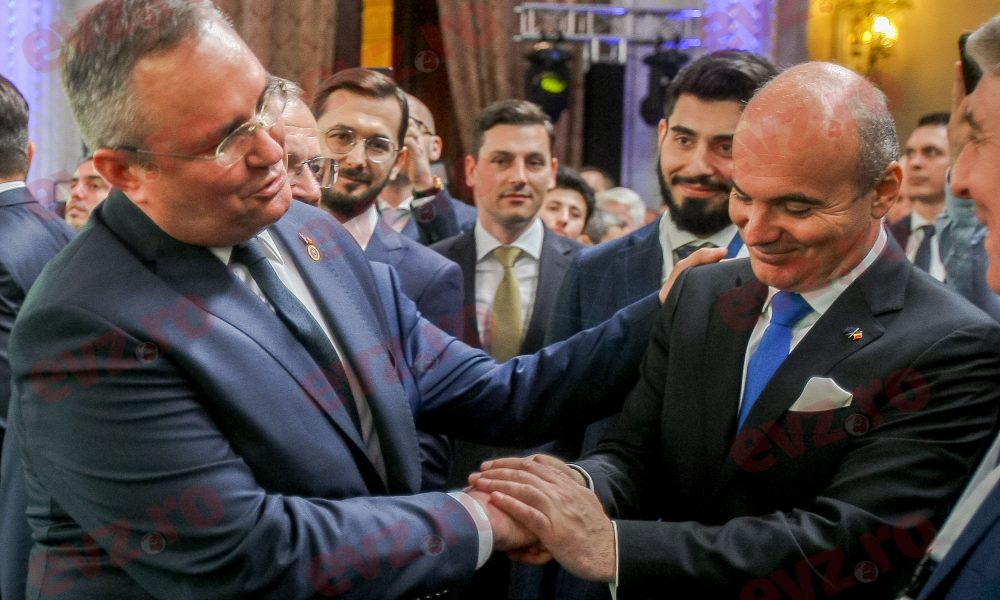 Rareş Bogdan insistă să-l enerveze pe premierul Nicolae Ciucă. „Faceți ...