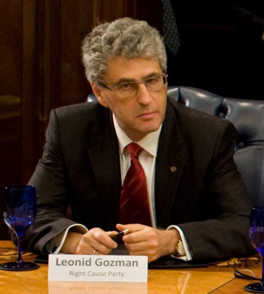 Cunoscutul politician rus Leonid Gozman a reușit să fugă din Rusia ...
