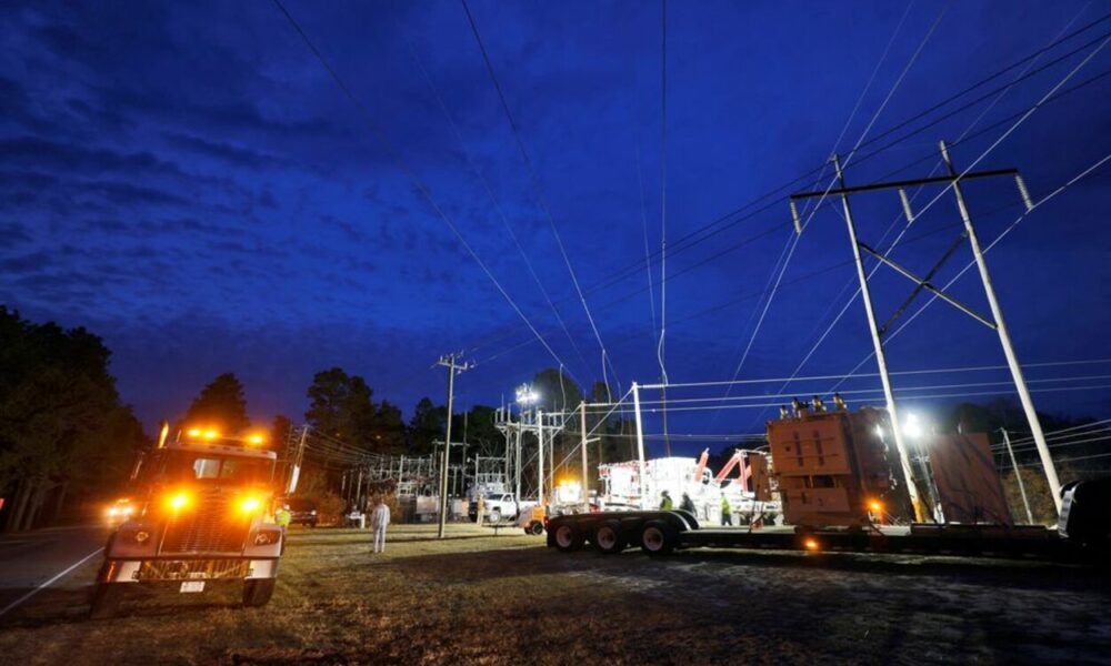 Vestea nopții: atac asupra a două centrale electrice. FBI investighează ...