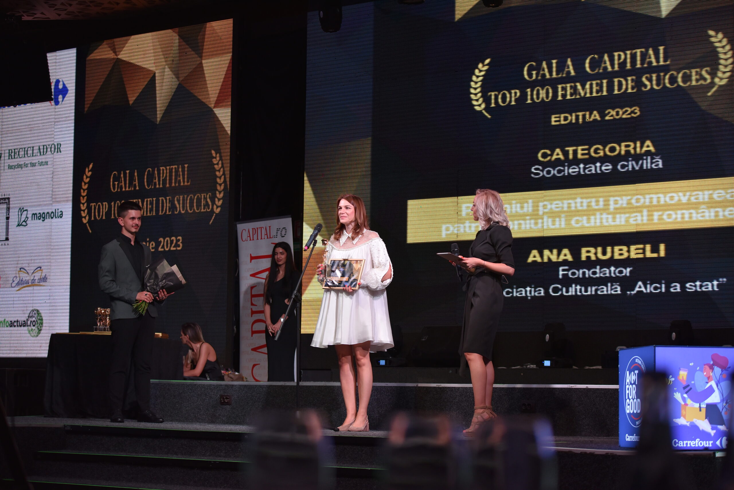 Ana Rubeli, „Aici a Stat”, la Gala „Top 100 Femei de Succes”: „Suntem ...