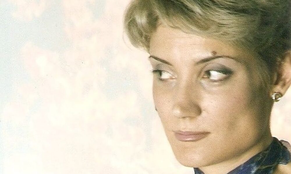 Top Femei de Succes. Roxana Niculescu, director programe România TV ...